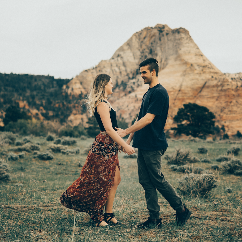 Red Rock Romance – Haute Attitude